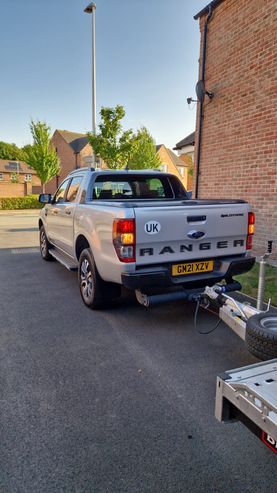 Recovery Service - Mazda Bongo Auto Centre