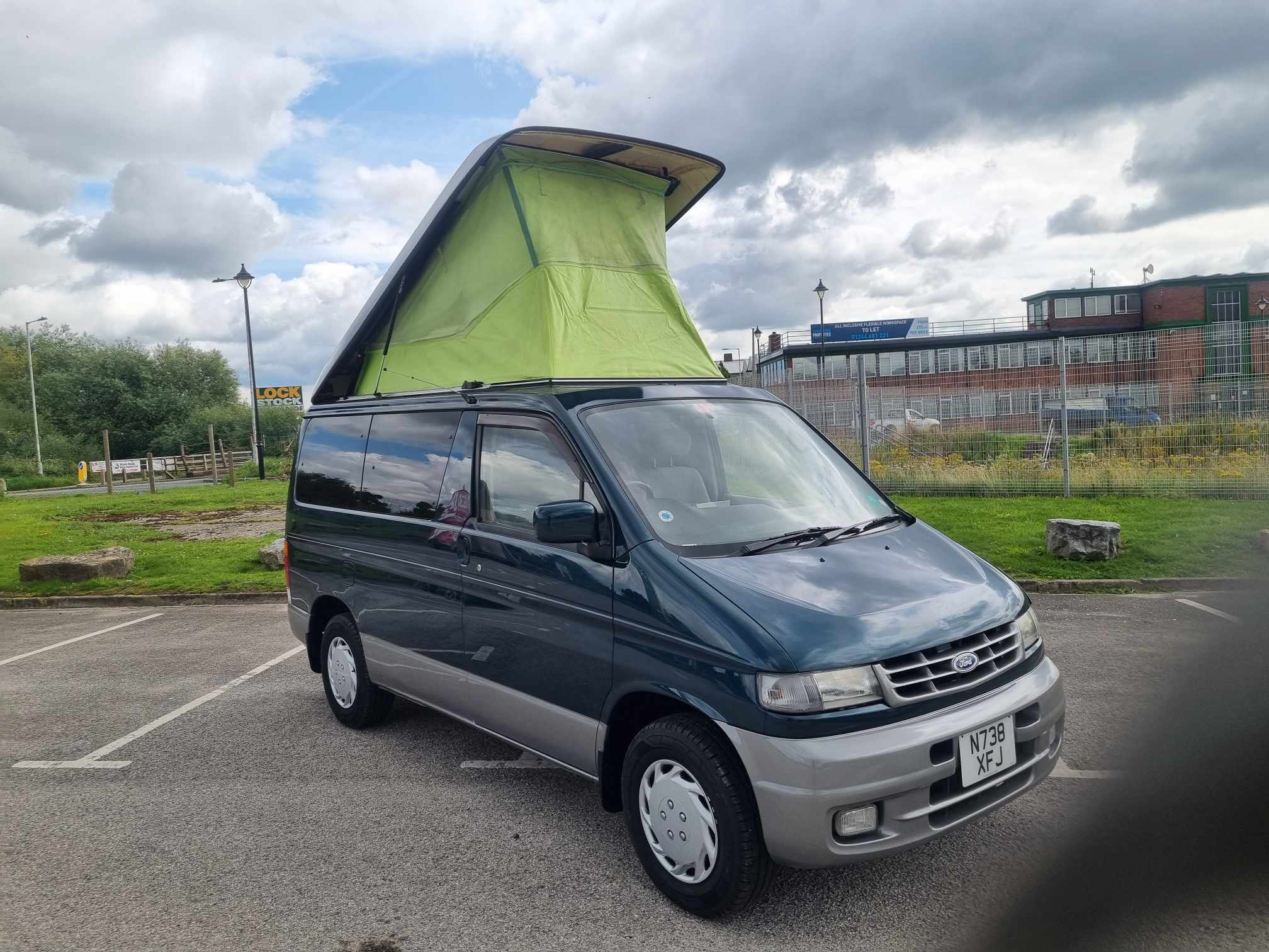Mazda Bongo 2.5 TD Pop Top Auto Campervan - Mazda Bongo Auto Centre