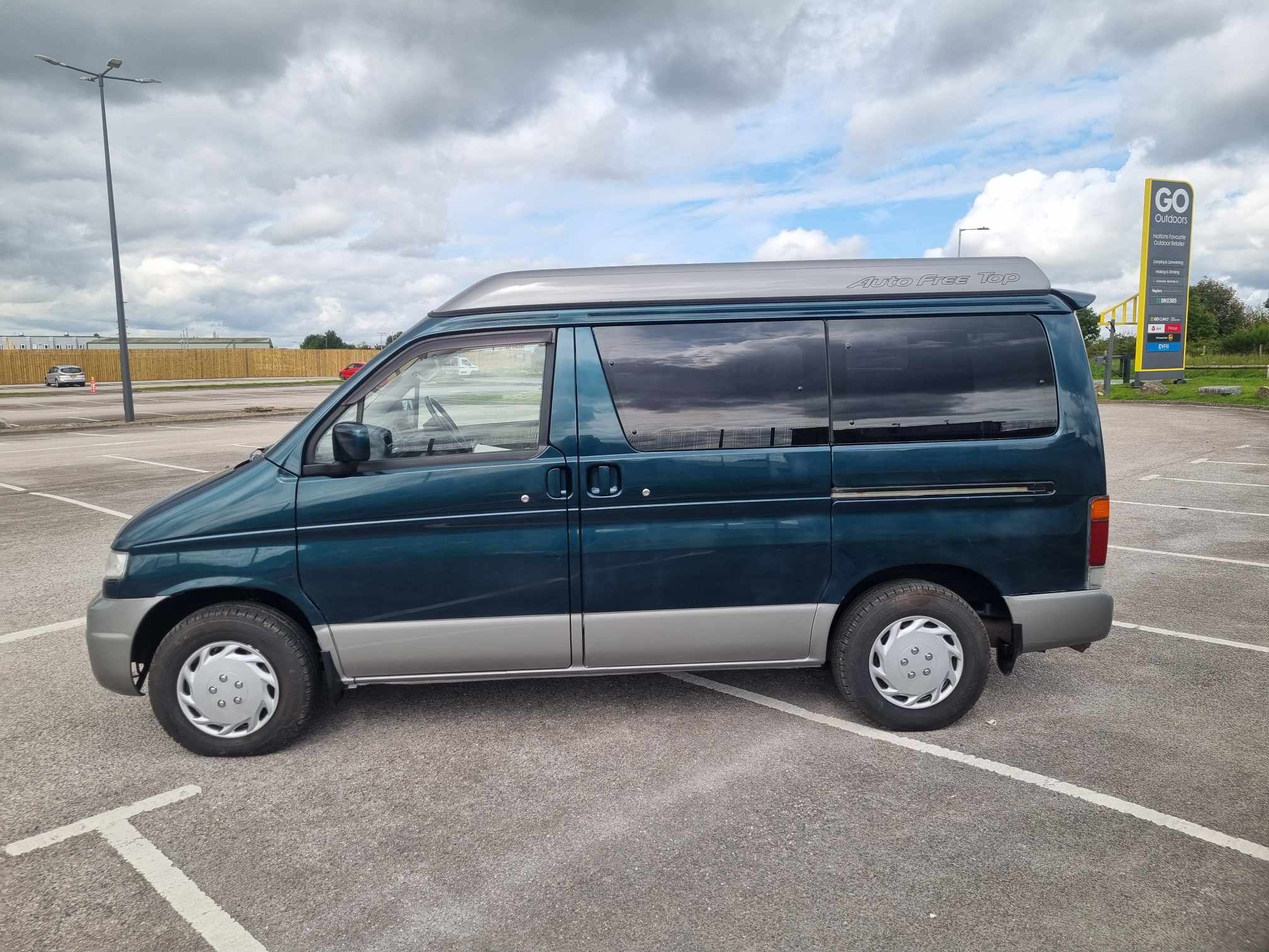 Mazda Bongo 2.5 TD Pop Top Auto Campervan - Mazda Bongo Auto Centre