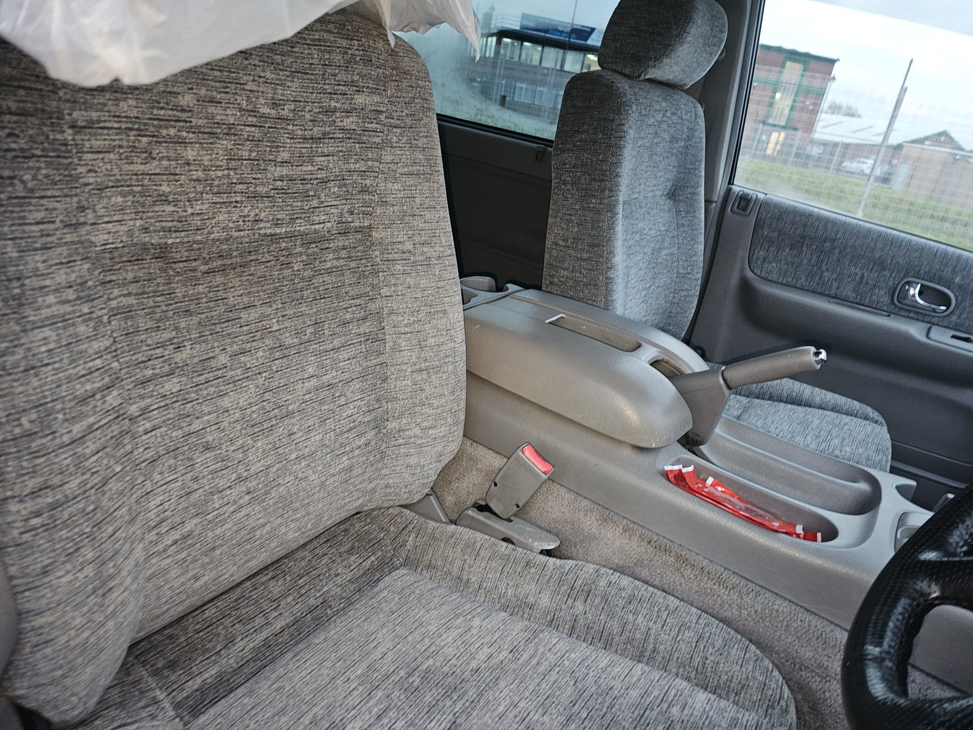 MAZDA BONGO 2.0 PETROL TIN TOP FACE LIFT (2000) - Mazda Bongo Auto Centre