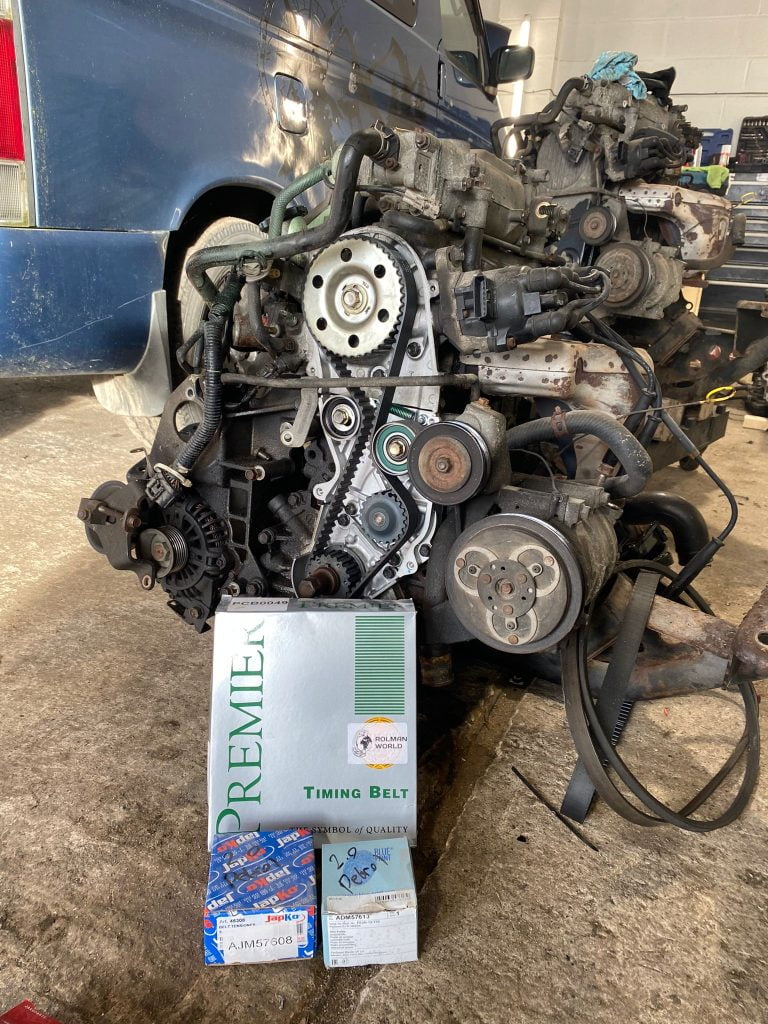 Mazda Bongo Engine Replacement - Rescuing a Mazda Bongo