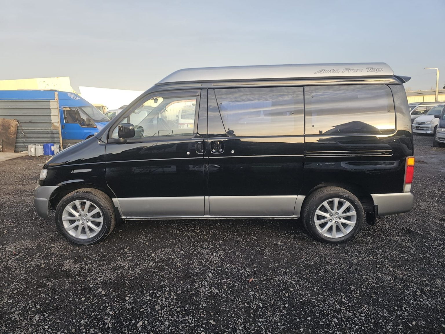 Mazda Bongo 2.5TD 4x4 Pop-Top Campervan - Mazda Bongo Auto Centre