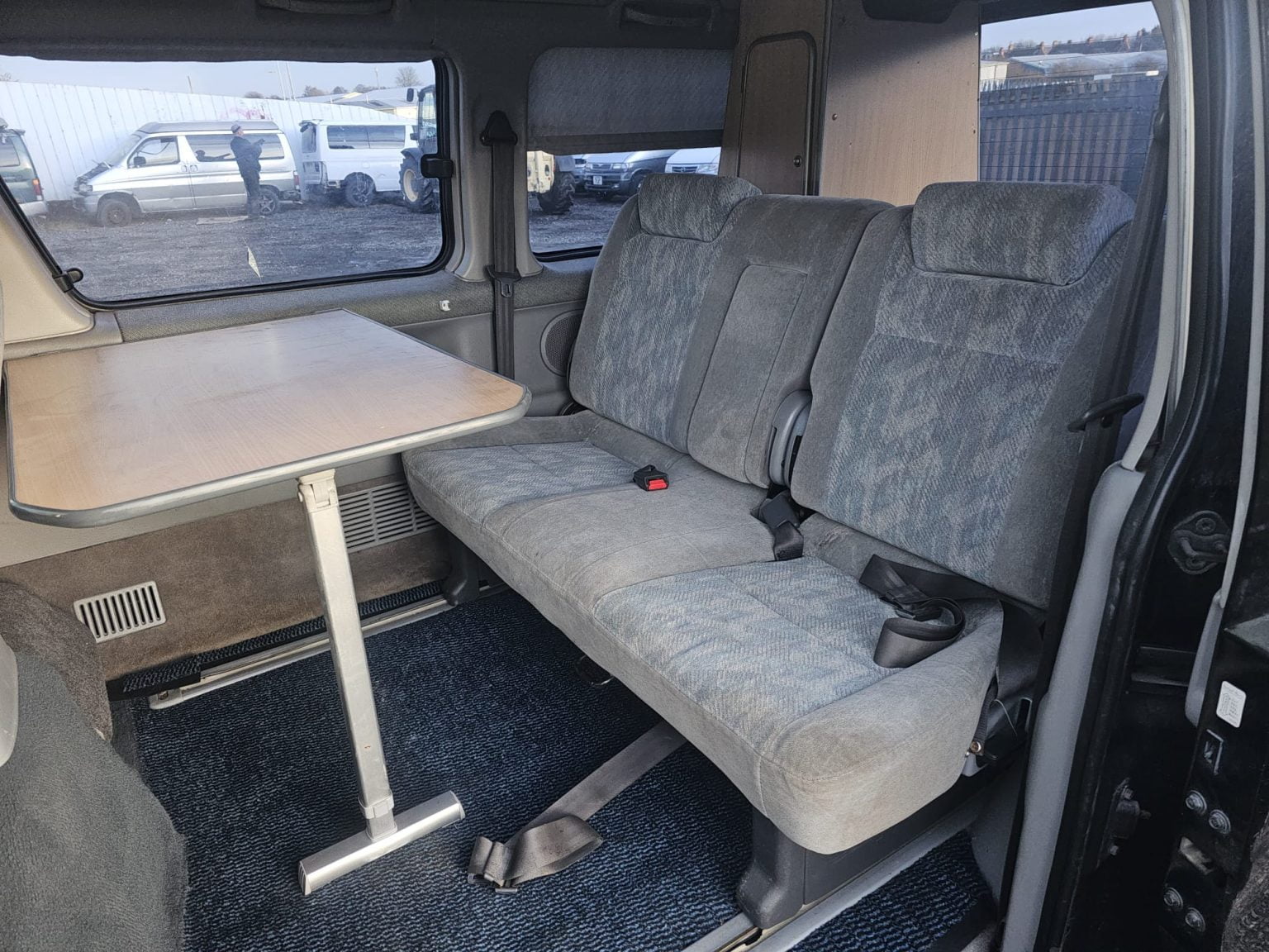 Mazda Bongo 2.5TD 4x4 Pop-Top Campervan - Mazda Bongo Auto Centre
