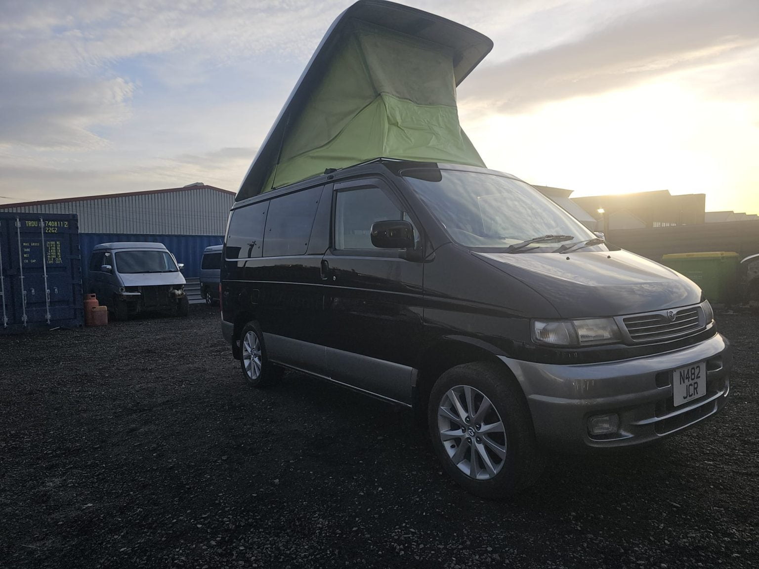 Mazda Bongo 2.5TD 4x4 Pop-Top Campervan - Mazda Bongo Auto Centre