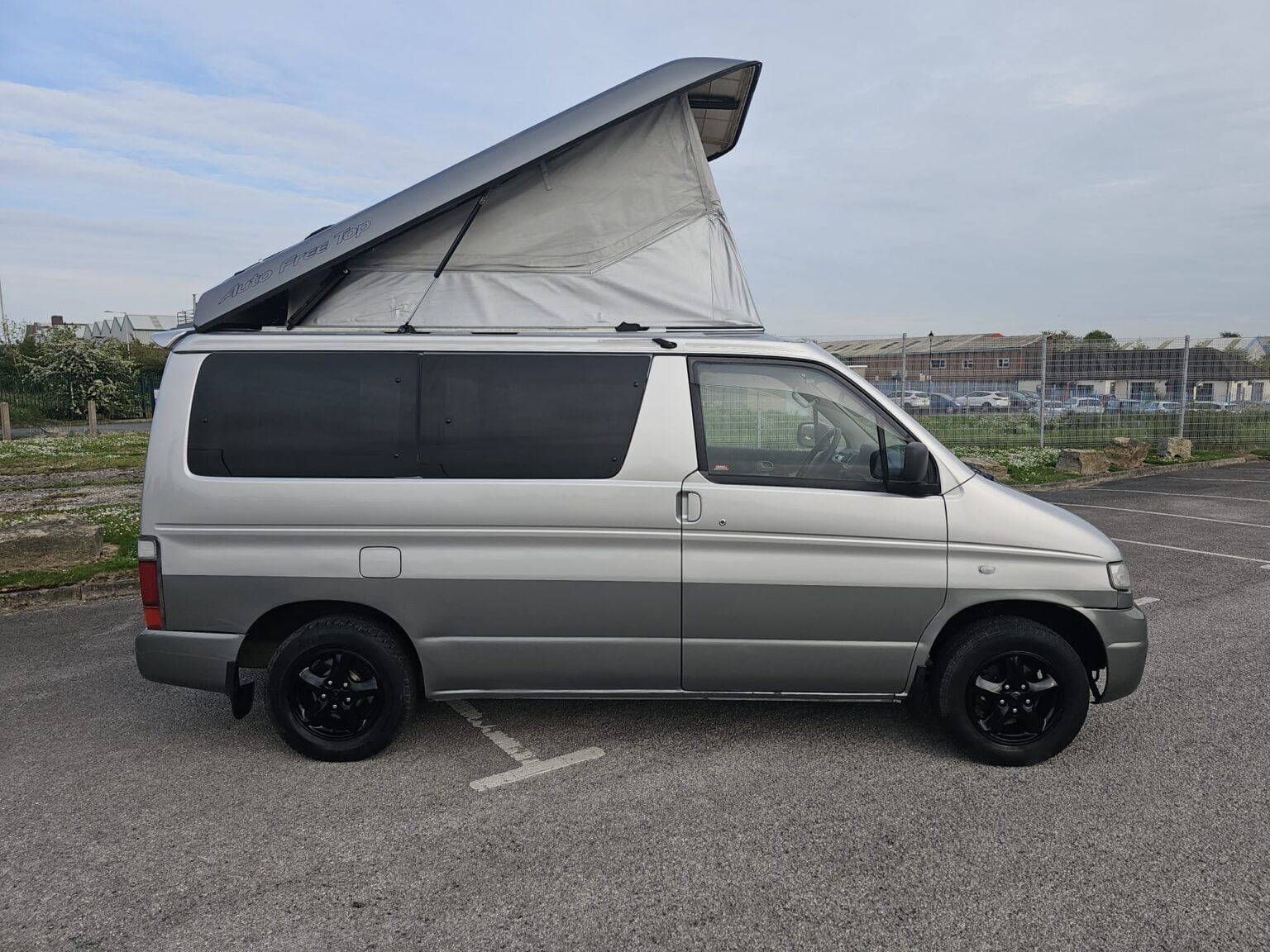 Mazda Bongo 2.5td Pop Top Campervan - Mazda Bongo Auto Centre