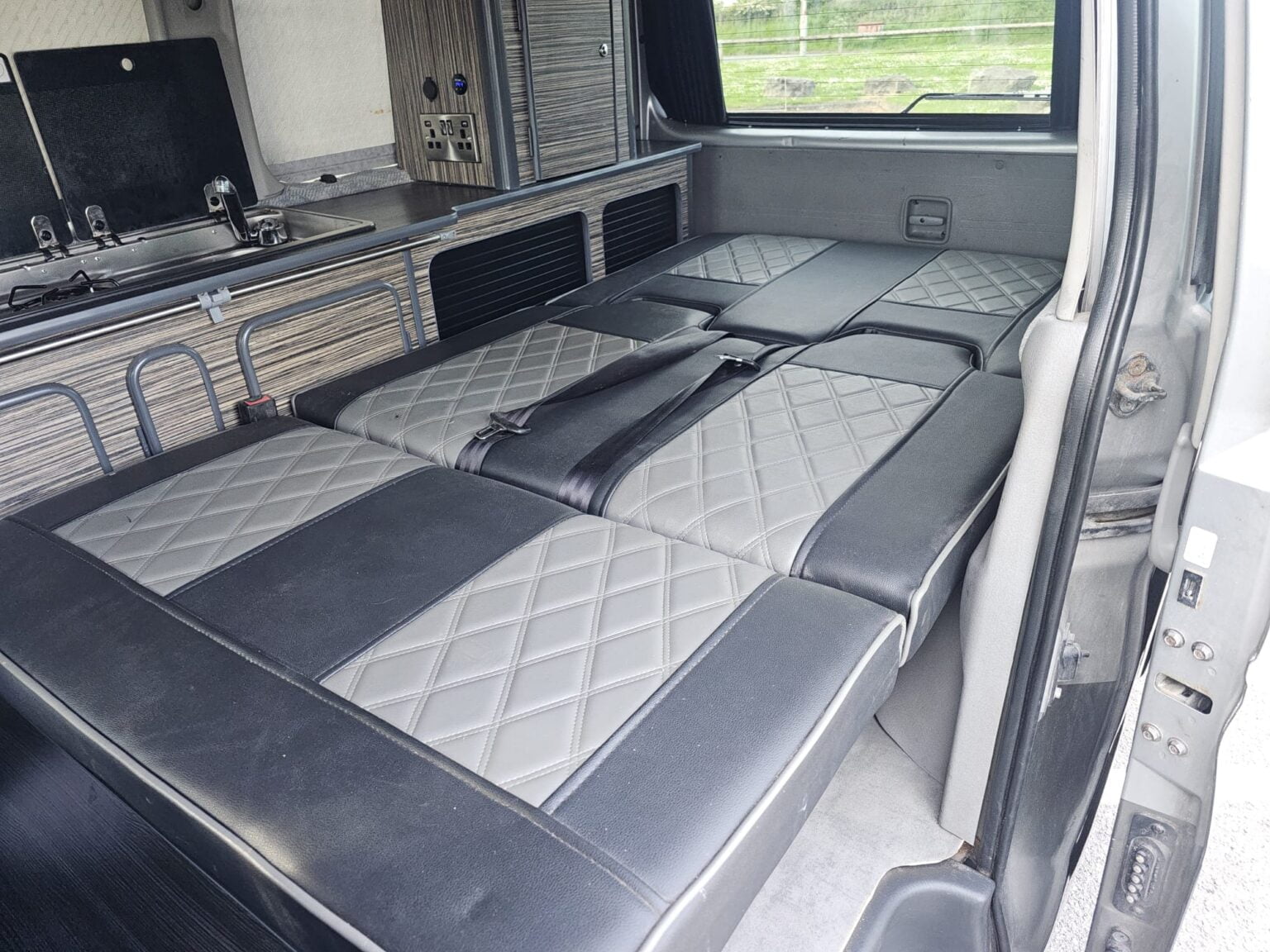 Mazda Bongo 2.5td Pop Top Campervan - Mazda Bongo Auto Centre