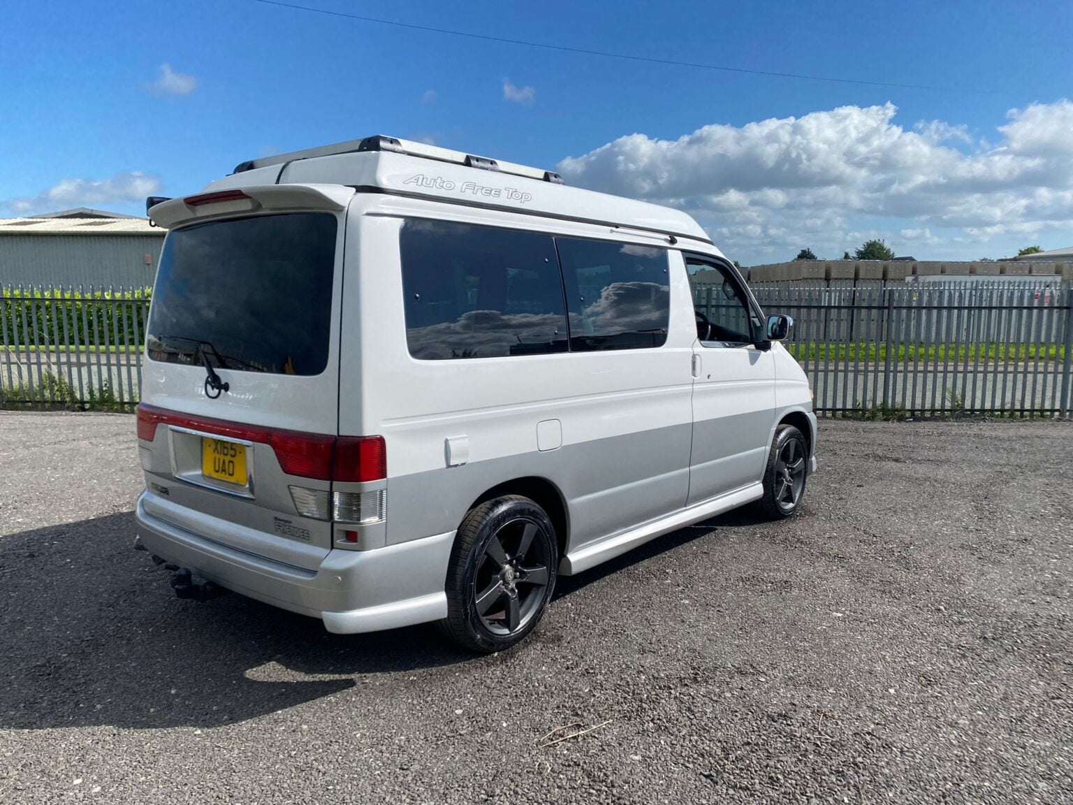 MAZDA BONGO 2.5 V6 Auto Pop-Top Camper Van (2000) - Mazda Bongo Auto Centre